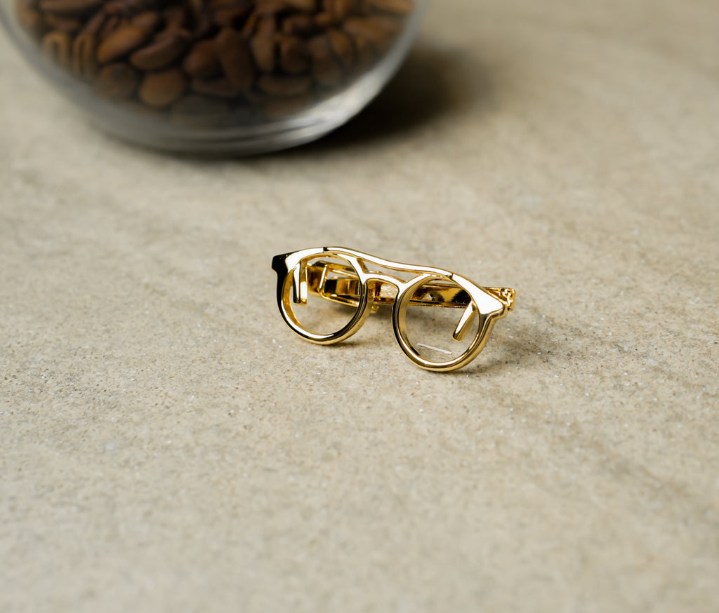 Glasses Tie Pin Gold – The Butler